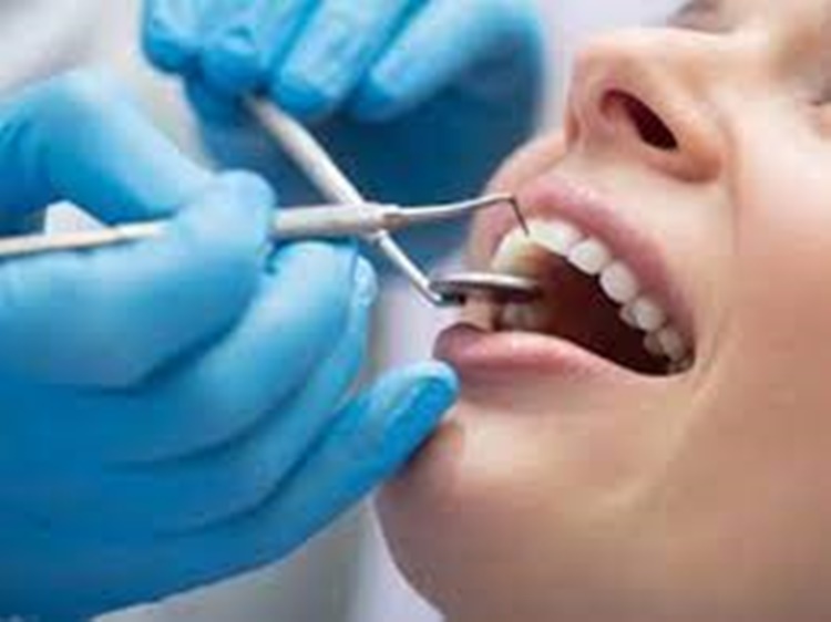 ΟΔΟΝΤΙΑΤΡΟΣ ΧΕΙΡΟΥΡΓΟΣ ΘΕΣΣΑΛΟΝΙΚΗ | ΓΛΥΠΤΗ ΚΑΛΛΙΟΠΗ - Doctors4U.gr