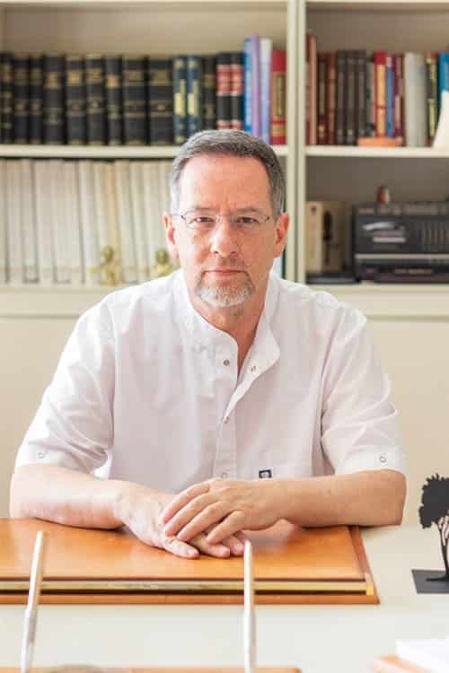 ΧΕΙΡΟΥΡΓΟΣ ΟΔΟΝΤΙΑΤΡΟΣ ΑΓΙΑ ΠΑΡΑΣΚΕΥΗ | ΜΑΝΕΣΗΣ ΚΩΝΣΤΑΝΤΙΝΟΣ - Doctors4U.gr